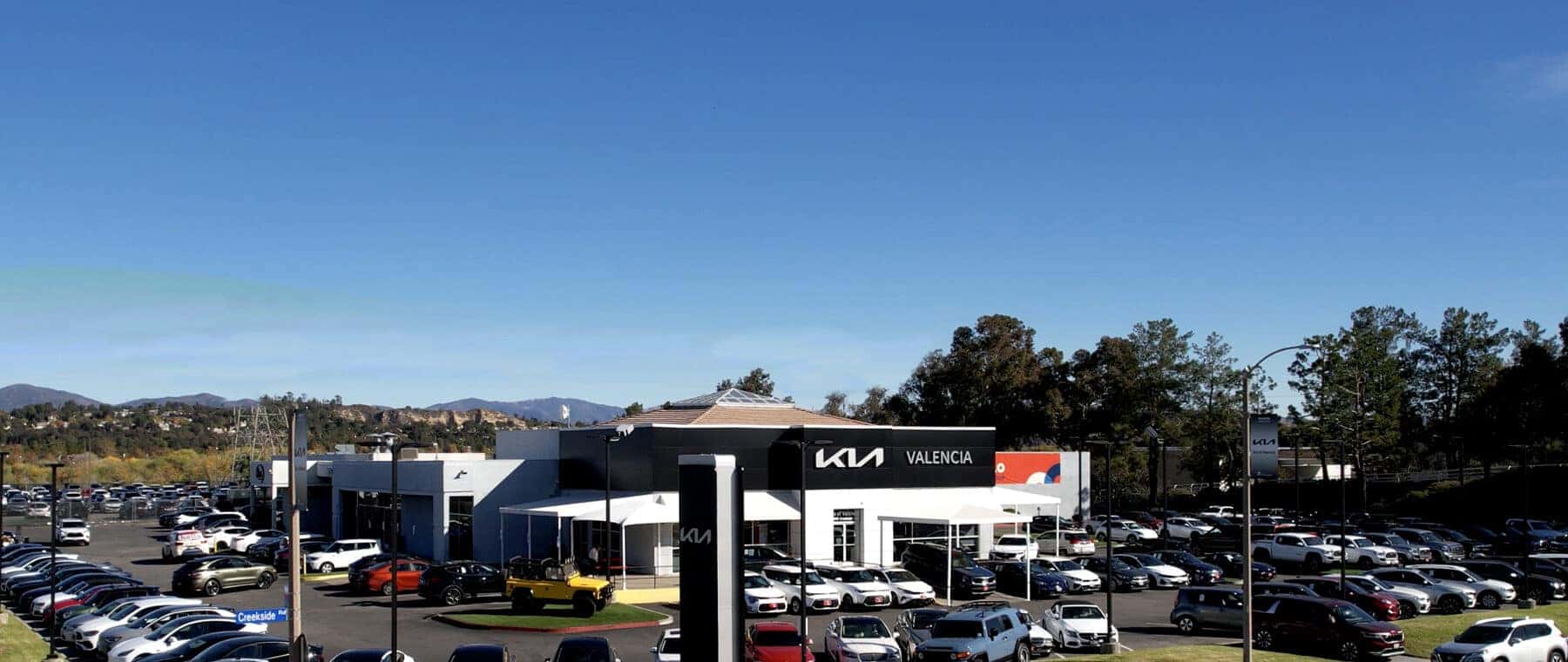 Kia Dealership & Service Center - Santa Clarita, CA | Kia of Valencia