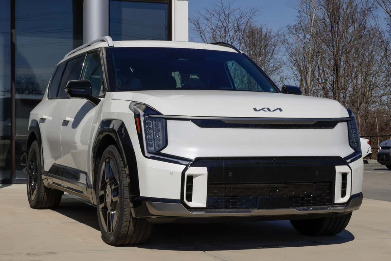 Tips for Buying a Used Kia Hybrid | Hello Kia of Valencia