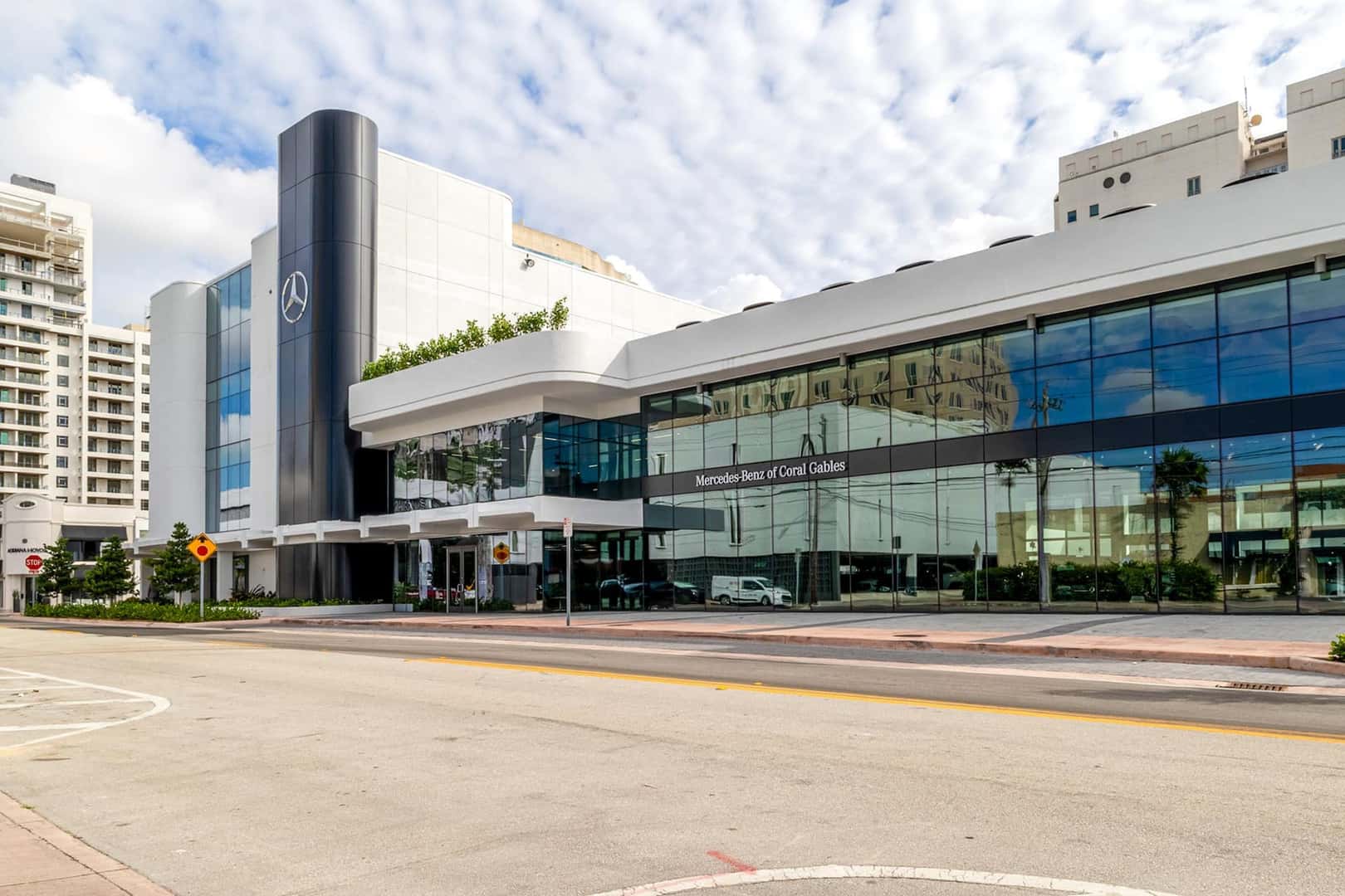 Mercedes-Benz of Coral Gables | Mercedes-Benz Miami Dealer