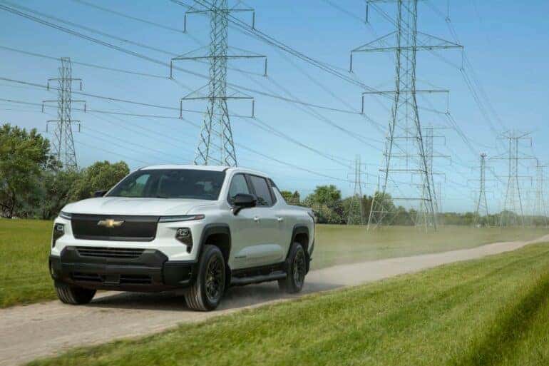 Chevrolet Silverado EV Standards in Electric Truck Performance| Miami ...
