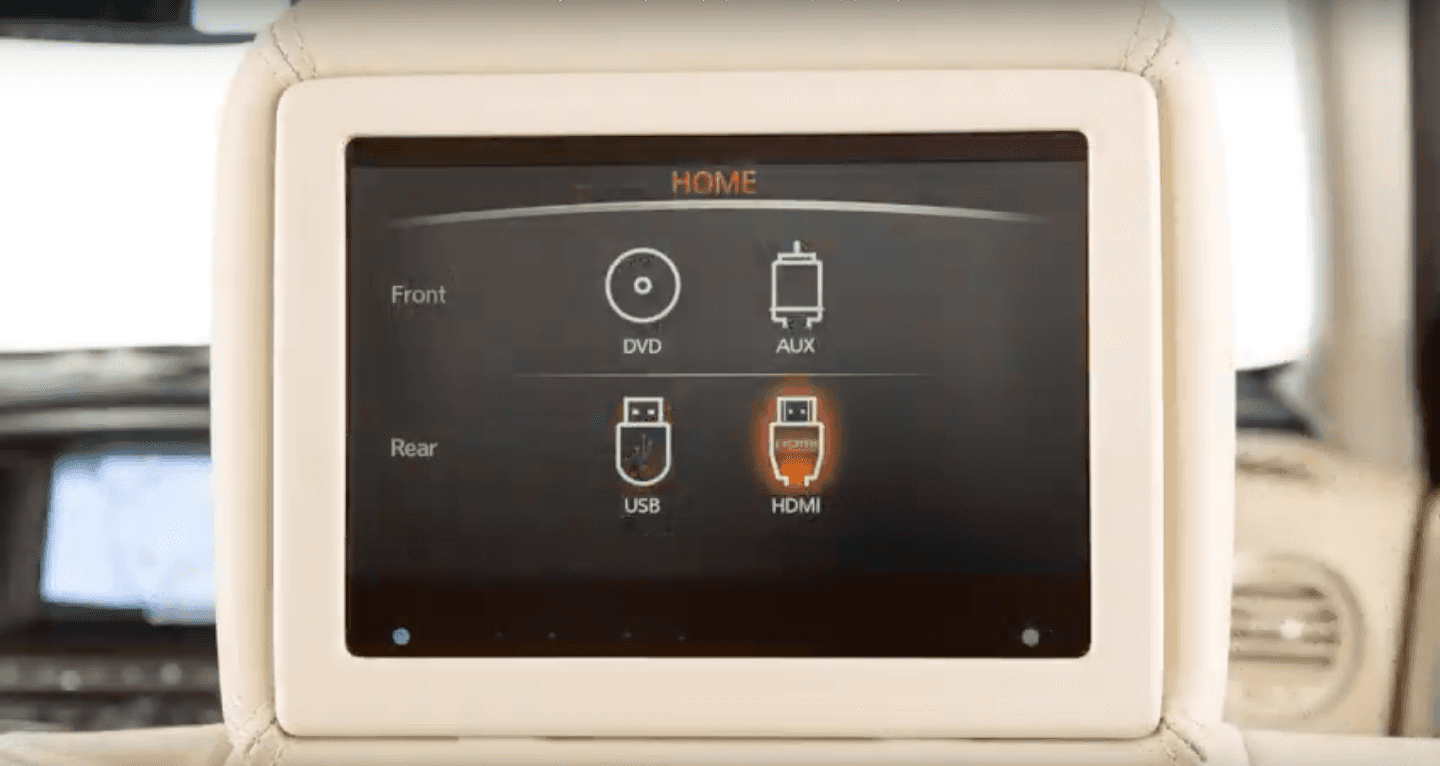 How the INFINITI Rear Mobile Entertainment System Makes Rides Fun