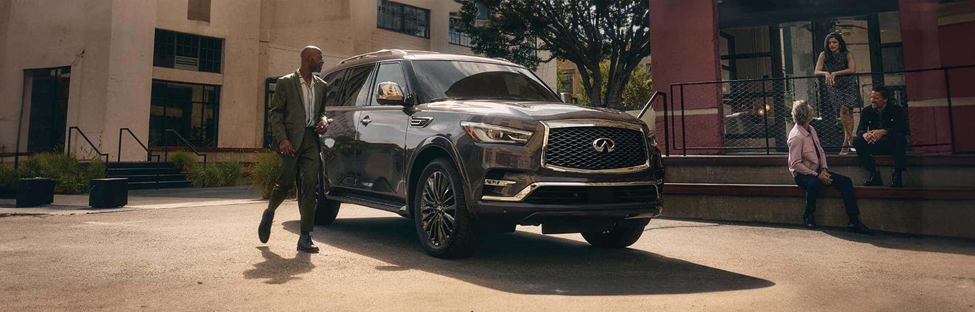 See the 2024 INFINITI QX80 in Ramsey NJ | Features Review