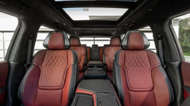 Top 7 Features of the 2025 INFINITI QX80: Your New Suburban Sidekick ...