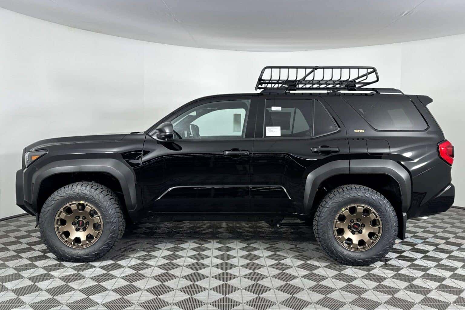TEC - 2025 4Runner SR5 | Ron Tonkin Toyota