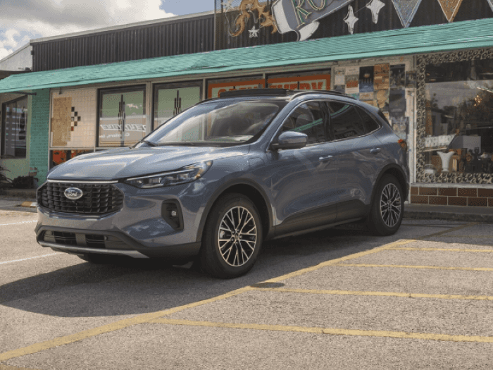2025 MAZDA CX-5 vs. 2025 Ford Escape | Superior Mazda